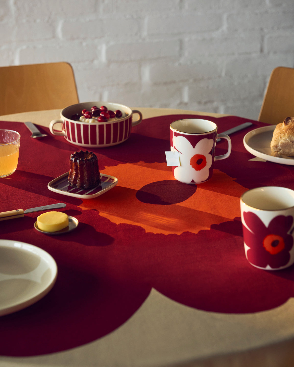Unikko Table cloth 140x140 cm vanilla burgundy red — Studio Pazo