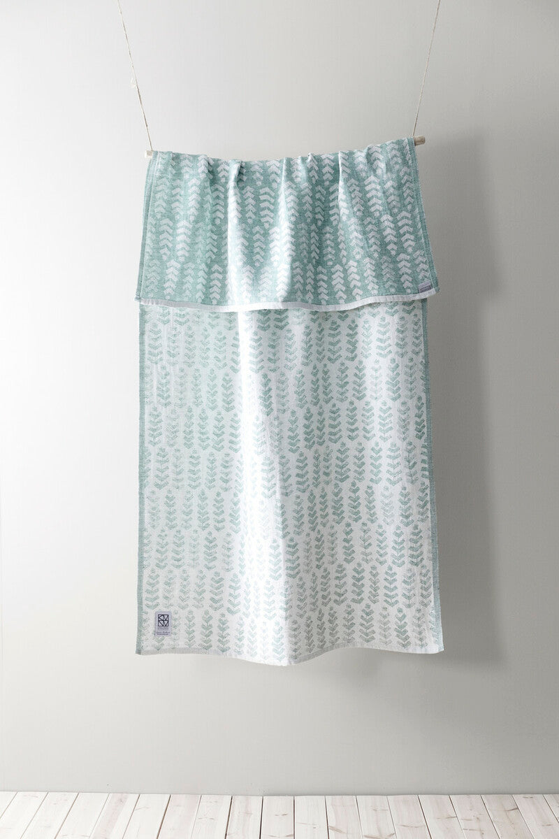 RUUSU x HVITTRÄSK towel 95x180cm 4/white-aspen green — Studio Pazo